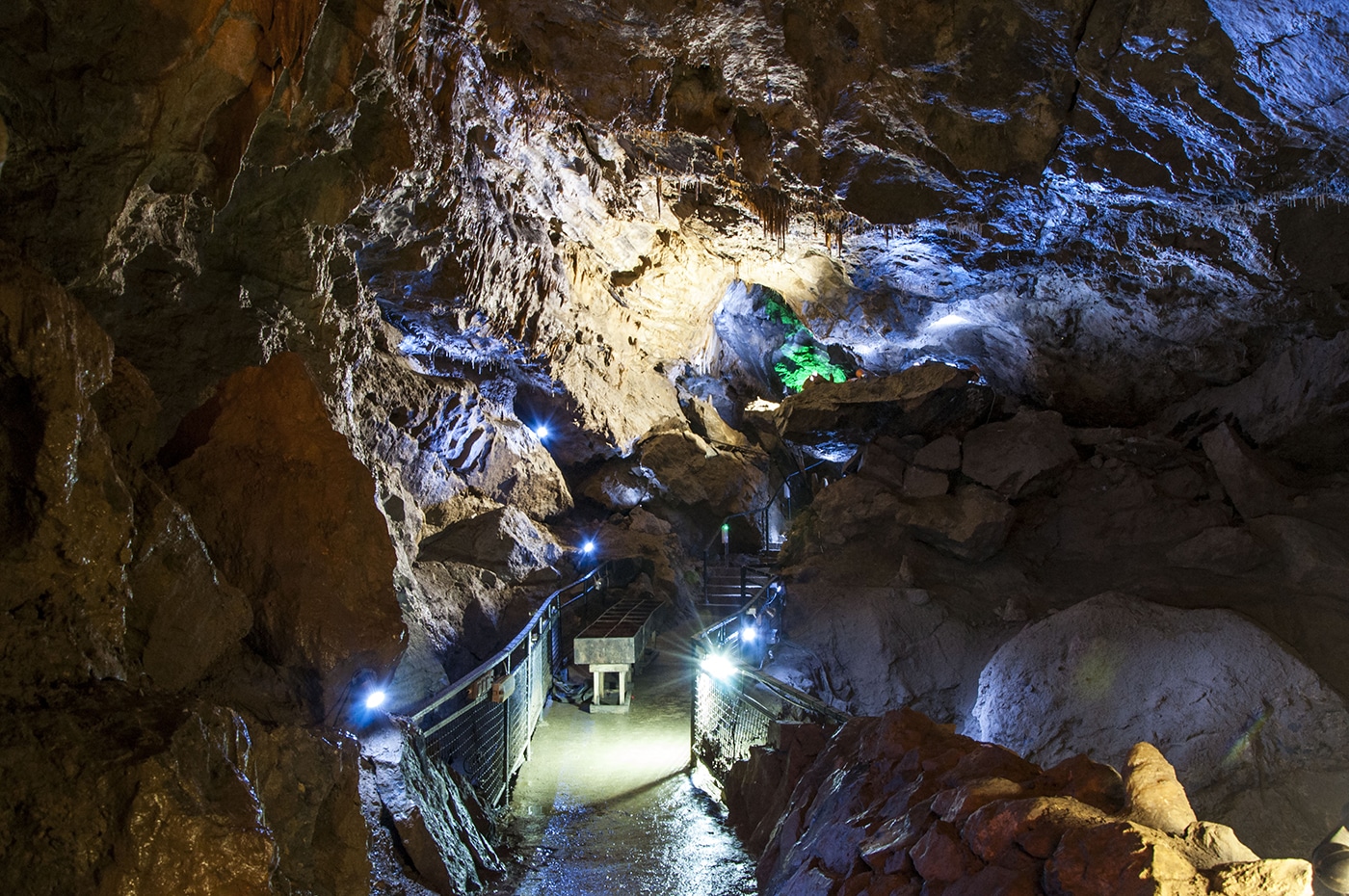 Crag Cave - Crag Cave